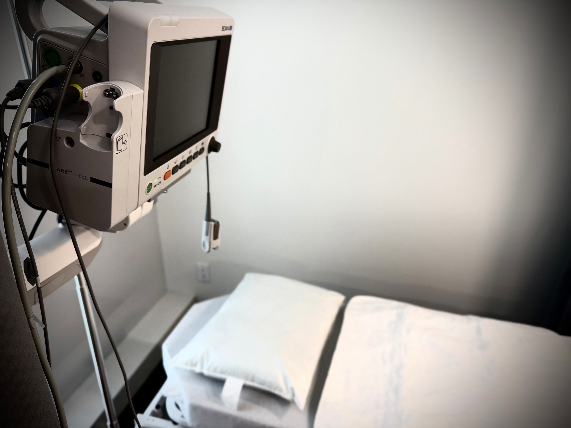 Burlington Plastic Surgery | Dr. Daniel Waltho - Board-Certified ...